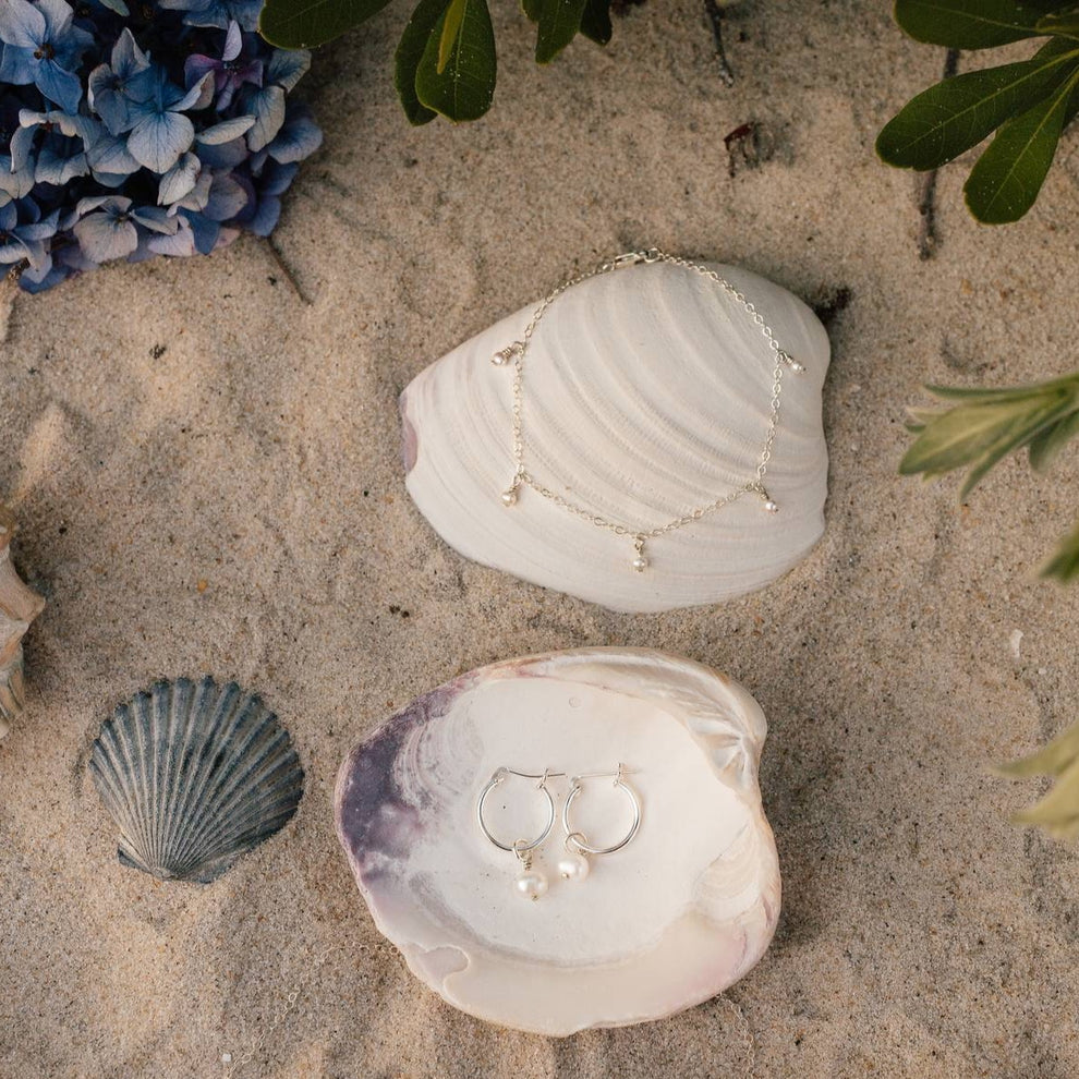 Timeless Pearl Bracelet – The Dainty Forces Co.
